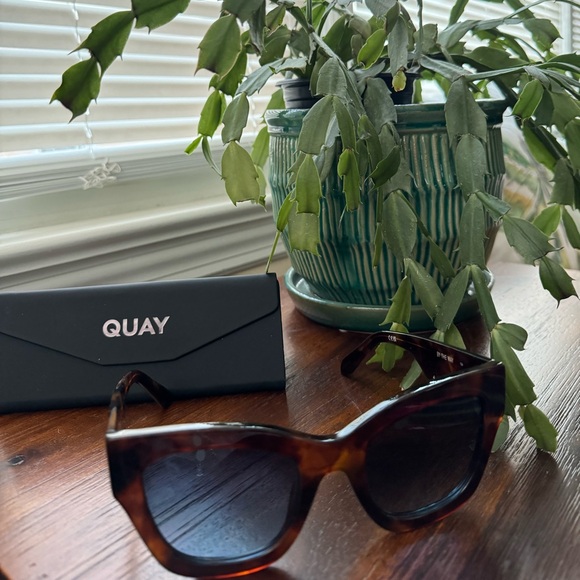 Quay Australia | Accessories | Quay By The Way Sunglasses In Brown Tort ...